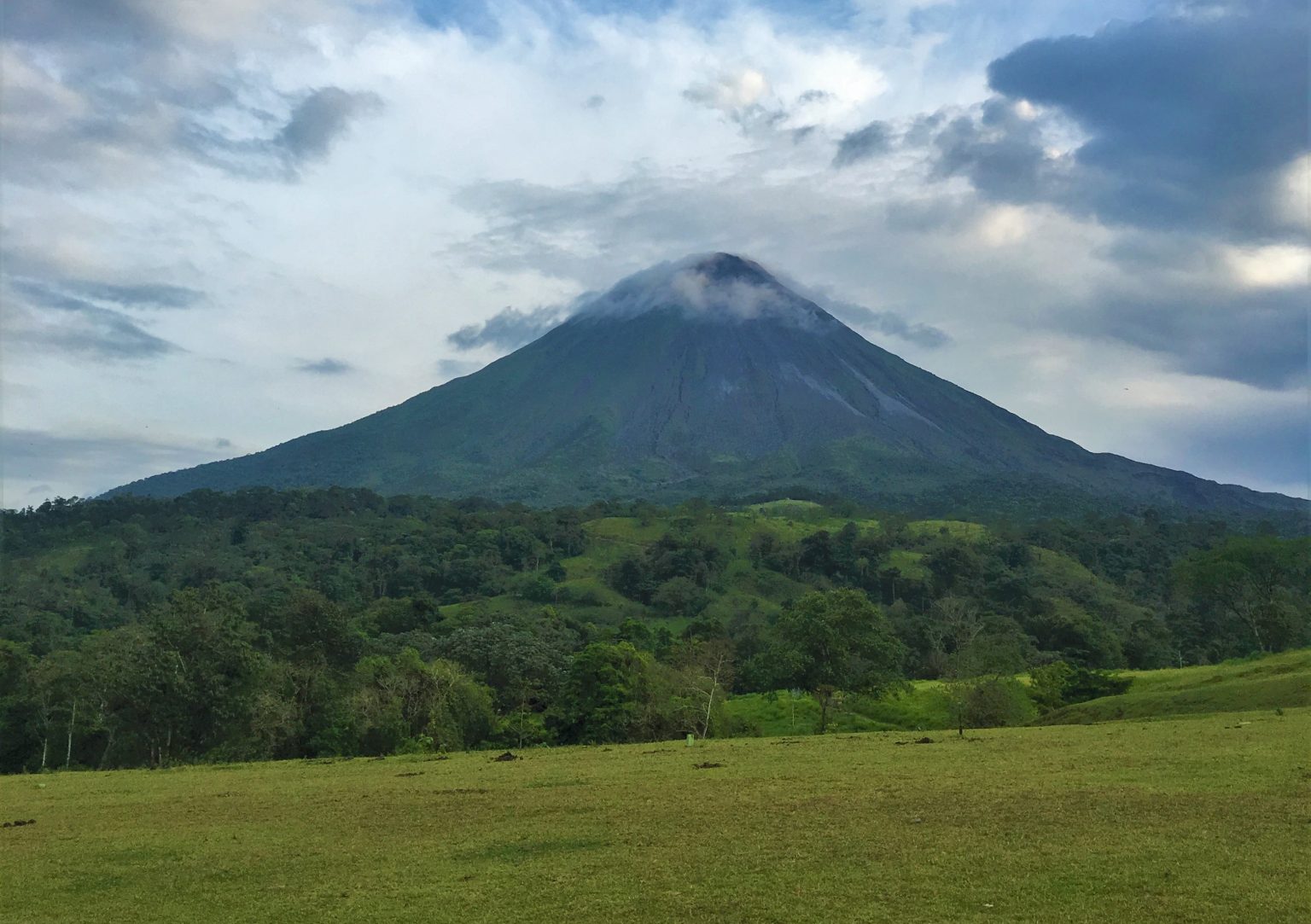 El Parque Nacional Volcán Arenal fue seleccionado como el sexto parque ...